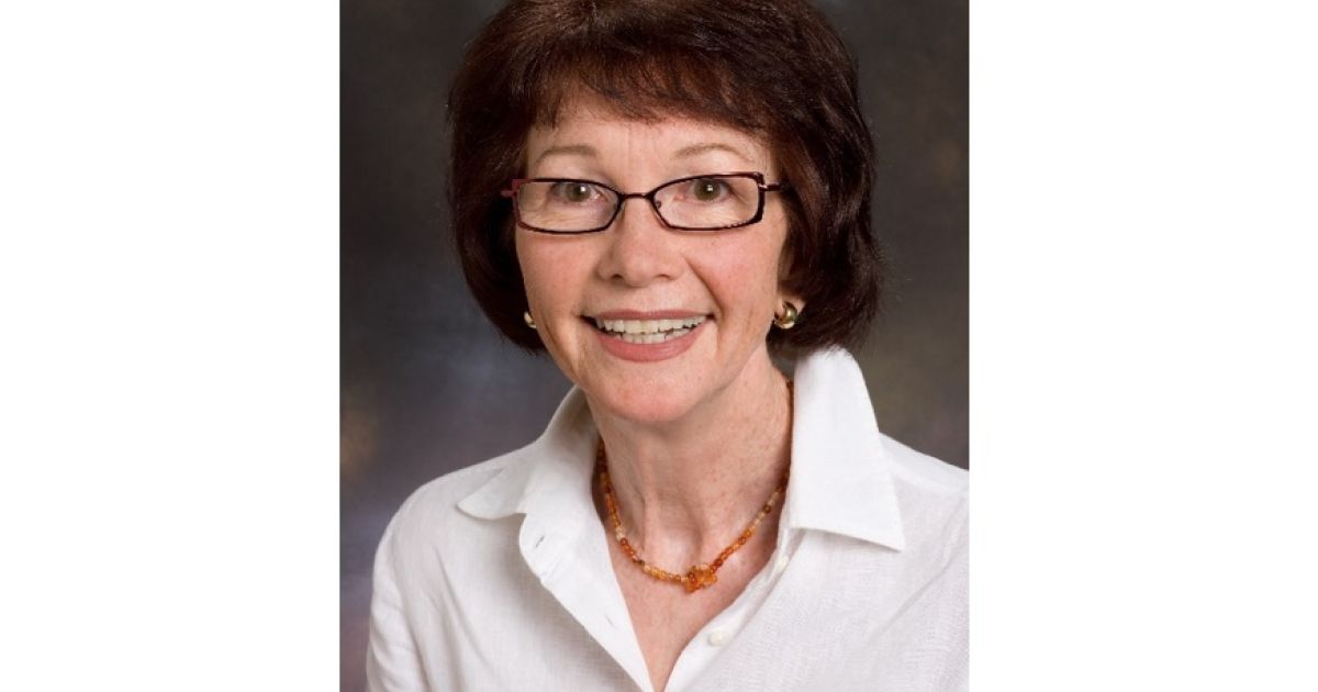 Emeritus Professor Elizabeth Minchin | Australian National University