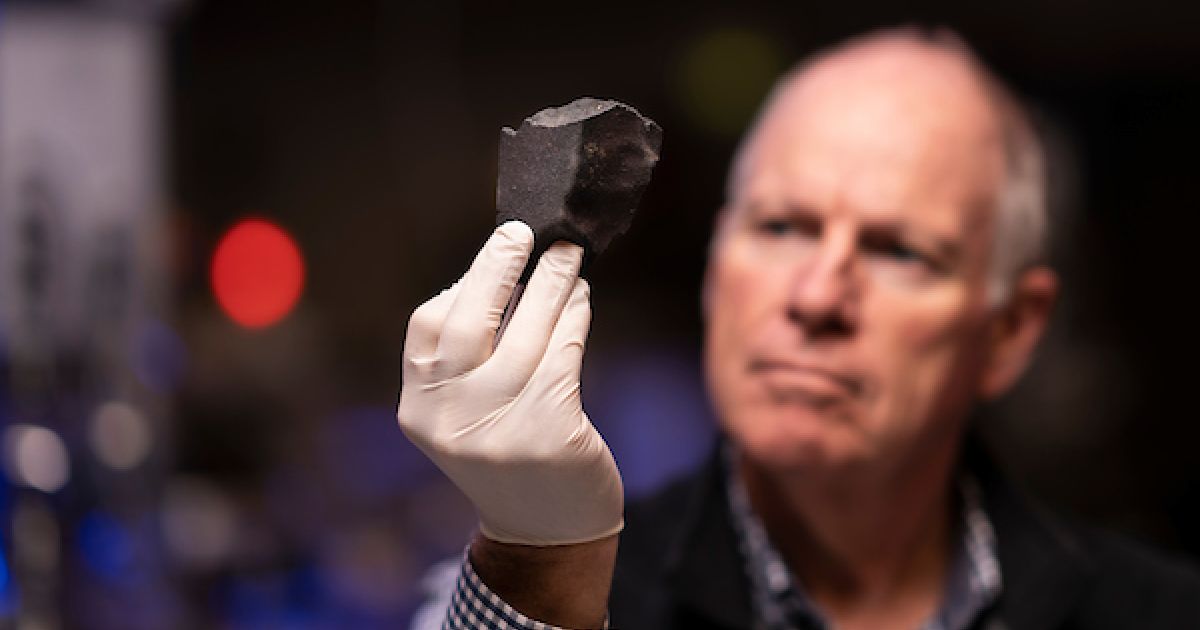 Australia-bound asteroid sample may reveal life’s origins | Australian ...
