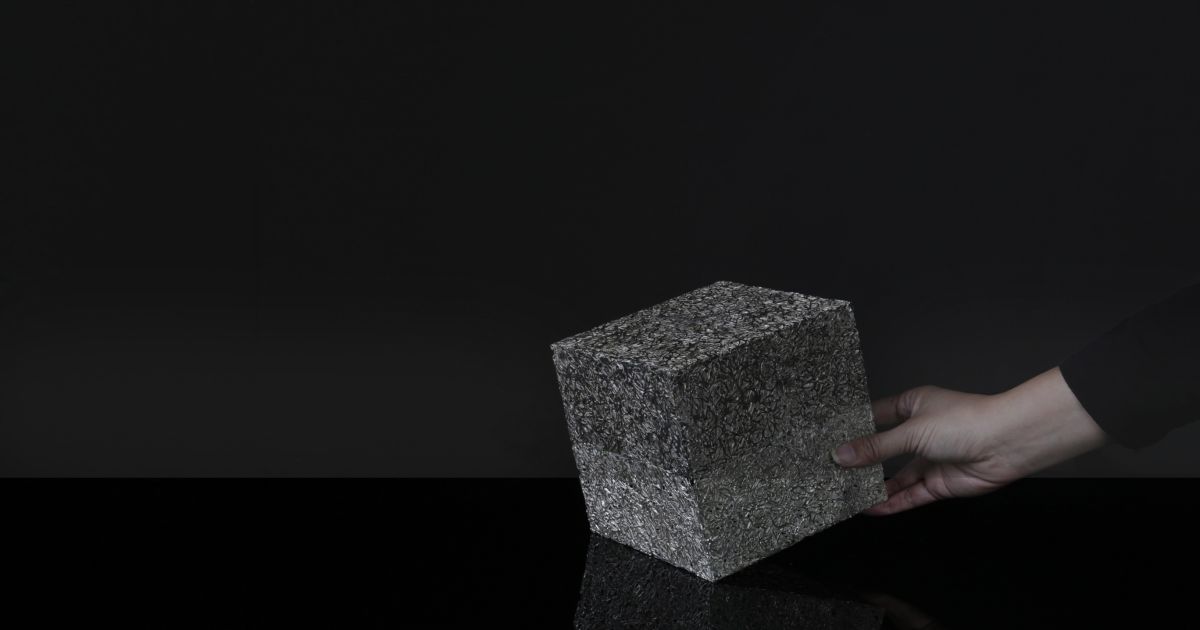 Bic Tieu | Objects in-between: designing a visual language for ...